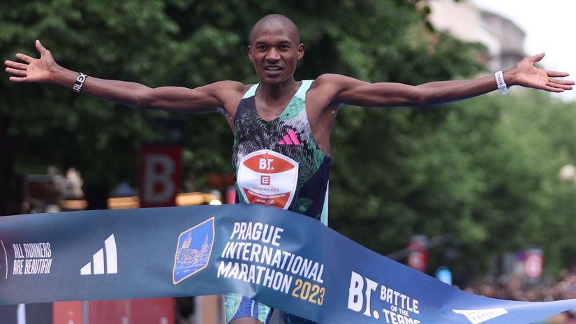 Alexander Mutiso breaks Prague Marathon record::Comments | MozzartSportKe