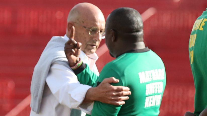 Bob Munro: The man who fought match-fixing with a broken camera ...