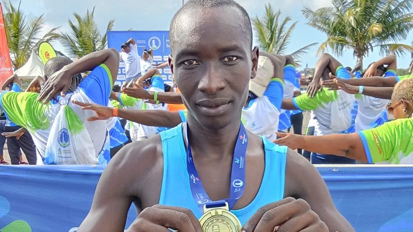 Oyengo, Kipsoi shine as Mombasa hosts Standard Chartered Marathon ...
